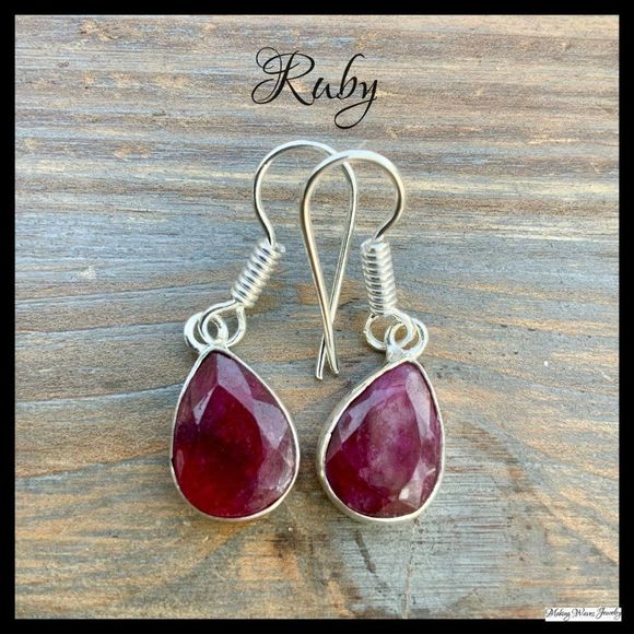Making Waves Jewelry and Accessories | Jewelry | Rubysilverearrings | Poshmark